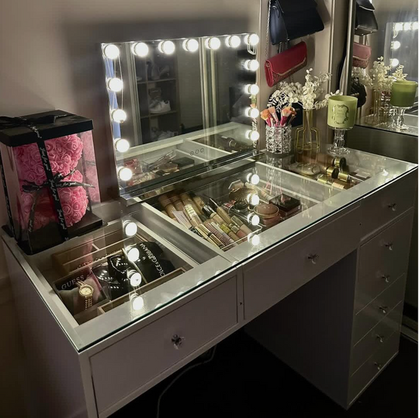 The Deluxe Mini Vanity - Vanity Vault
